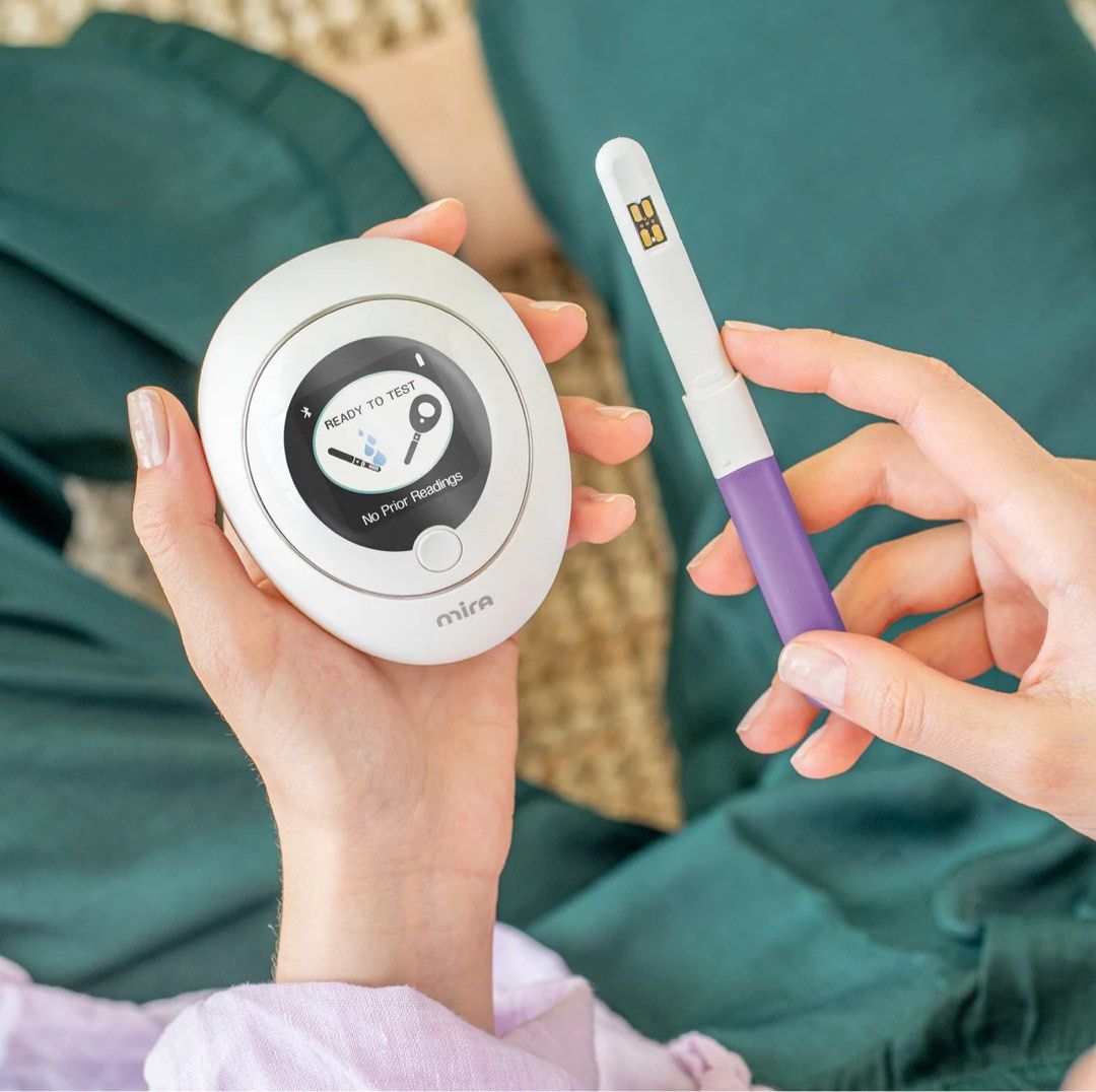 Mira Hormone Monitor with 20 testing wands, Health & Nutrition, Medical ...