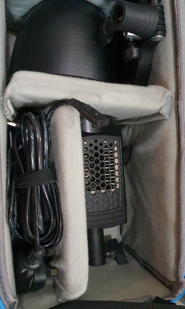 Nanlite FS-300 AC LED Monolight Set, Photography, Photography ...