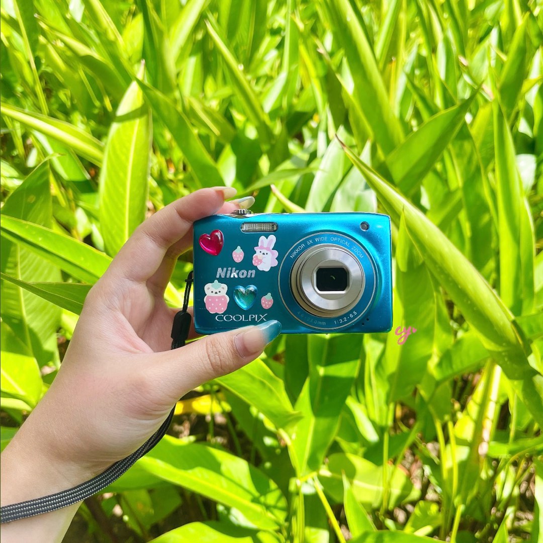 NIKON DIGICAM, Photography, Cameras on Carousell