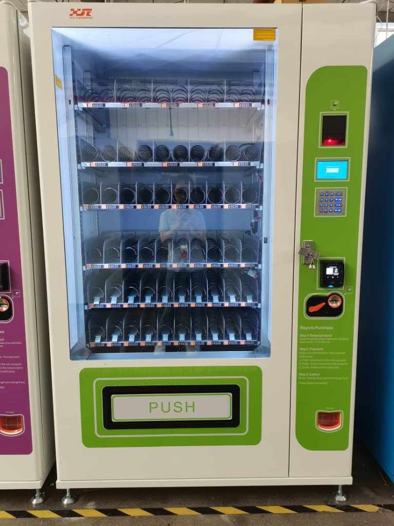 Non Cooling Vending Machine For Snacks, Everything Else, Looking For on ...