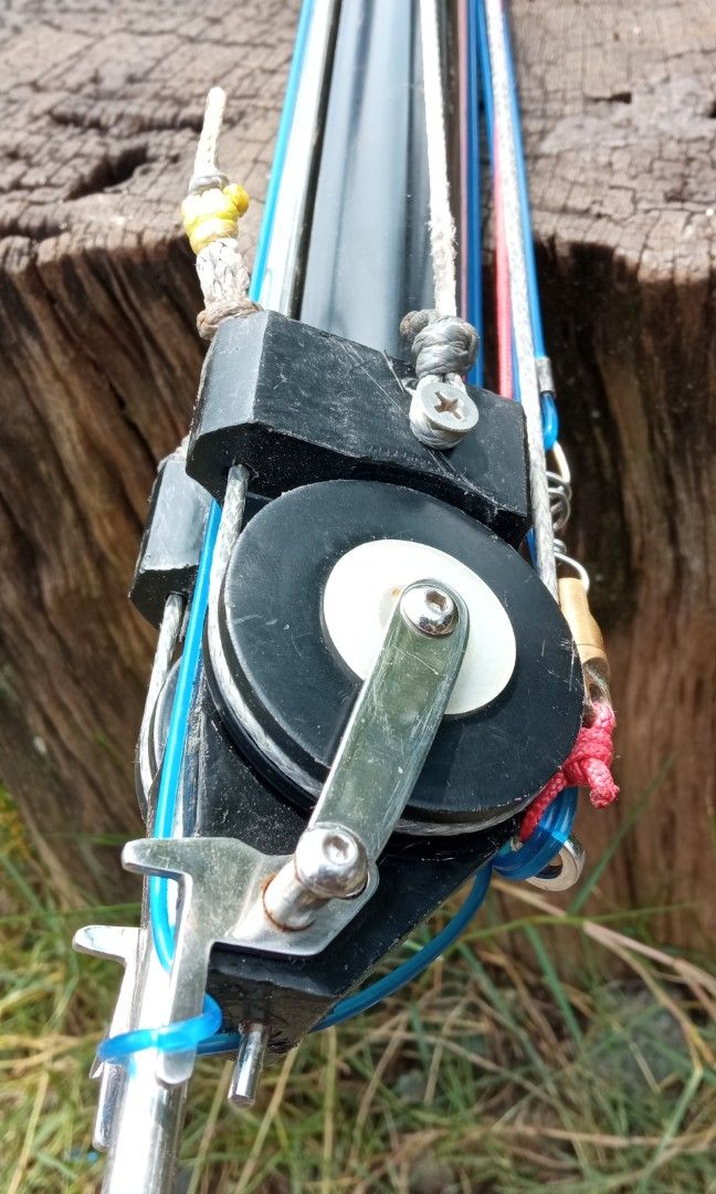 Panah ikan inverter 100cm, Antik, Pajangan di Carousell