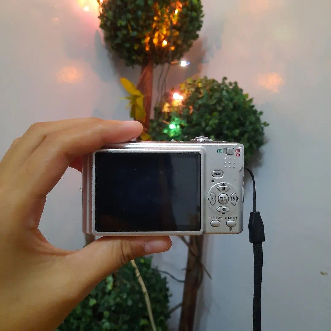Panasonic Lumix DMC-FS3, Photography, Cameras on Carousell