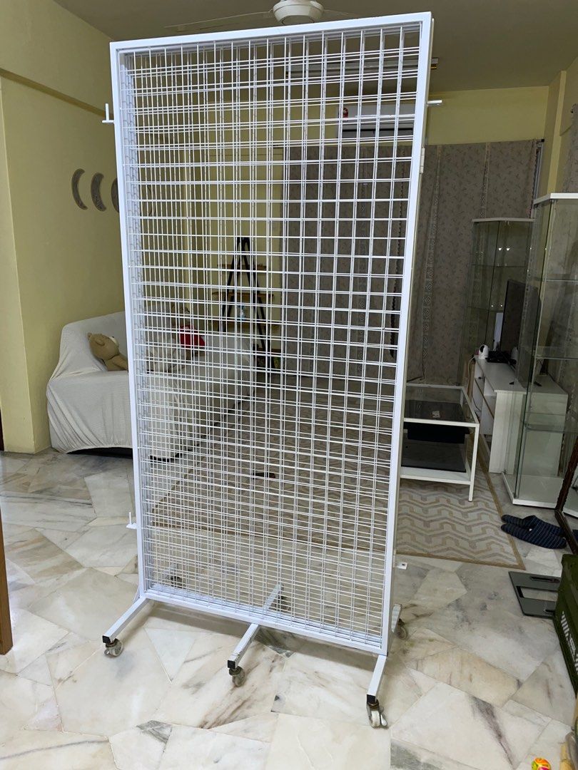 Partition Besi Kedai, Hobbies & Toys, Stationery & Craft, Craft ...