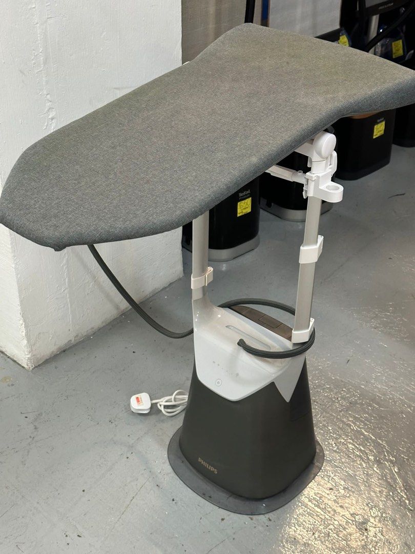 PHILIPS GC628/86 8000 SERIES ALL IN ONE IRONING SOLUTION, TV & Home ...