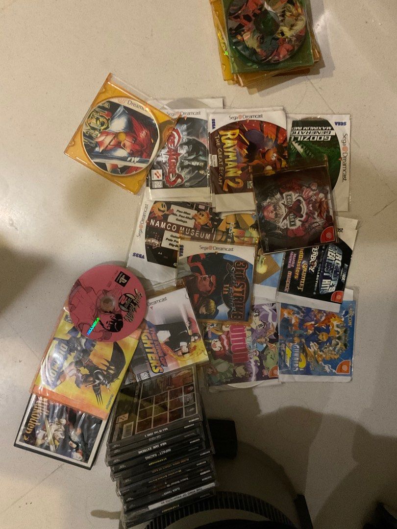 Playstation and Dreamcast games 30 games for 100. Sega ps1, Video ...