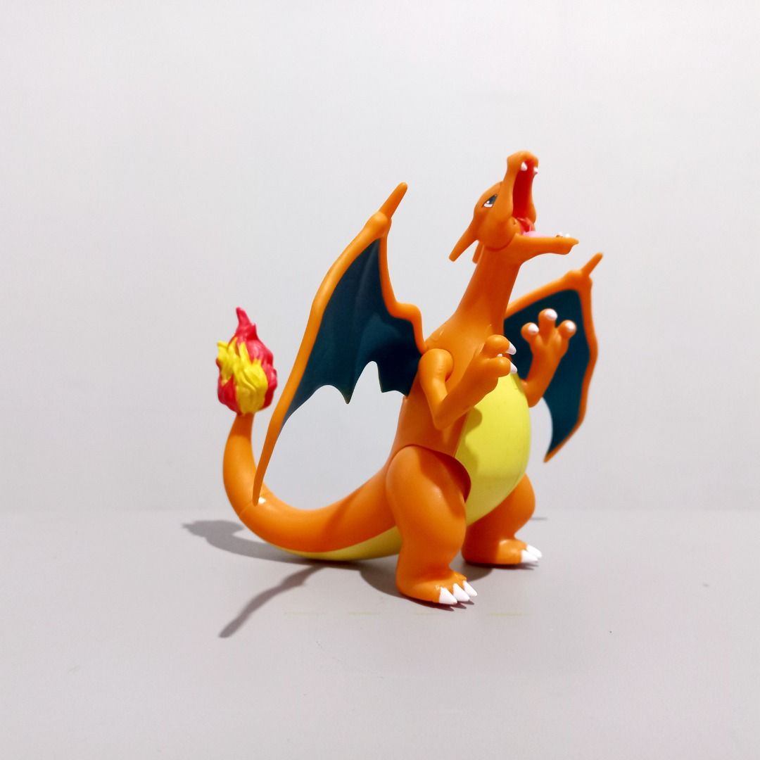 POKEMON #006: CHARIZARD, Hobbies & Toys, Toys & Games on Carousell
