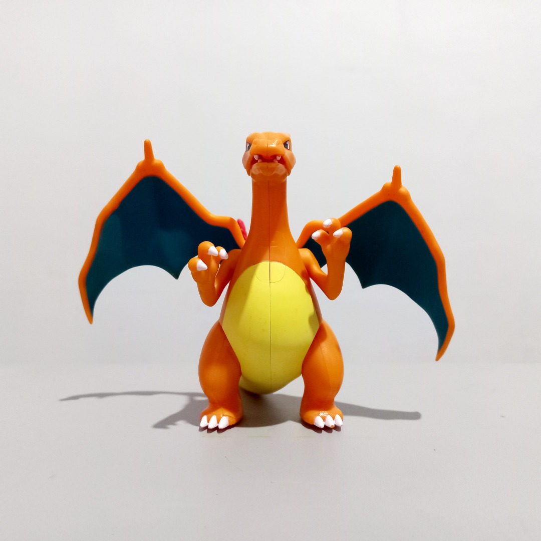 POKEMON #006: CHARIZARD, Hobbies & Toys, Toys & Games on Carousell