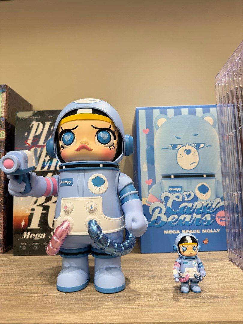 Popmart grumpy blue Care bear mega space Molly 400%, Hobbies & Toys ...