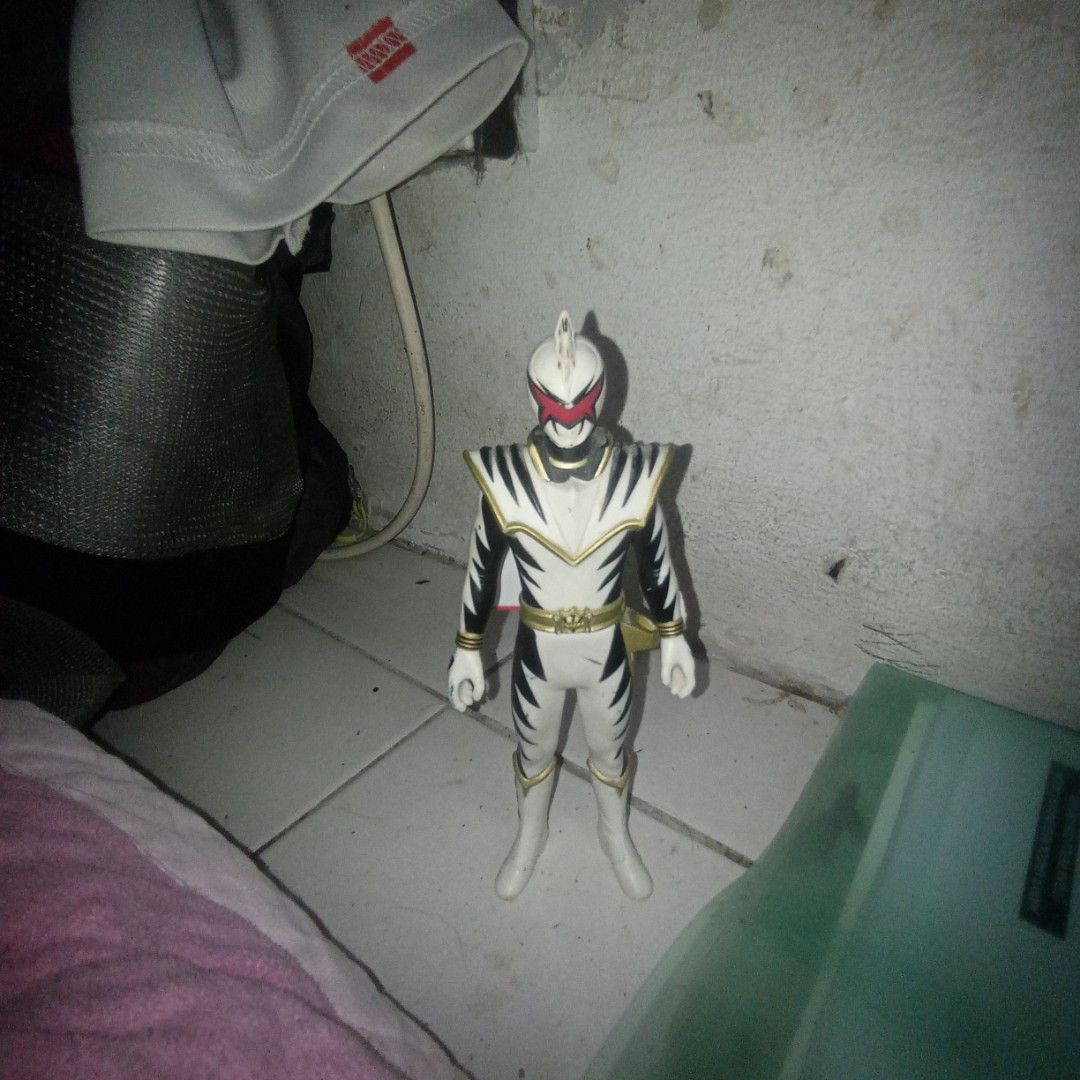 Power rangers white dino charge, Hobbies & Toys, Toys & Games on Carousell
