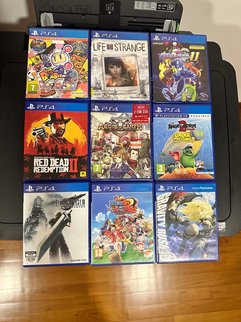 PS4 game Bomberman R / Life is strange / Megaman 11 / Red Dead ...