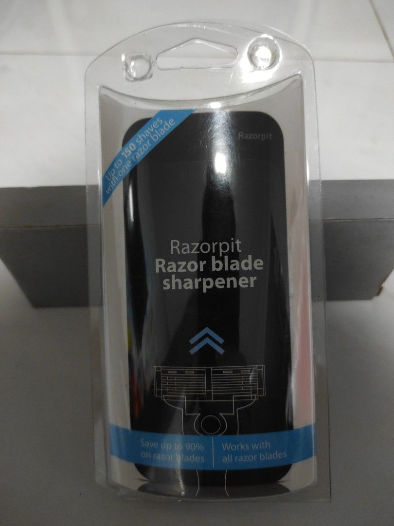 Razorpit razor blade sharpener, Beauty & Personal Care, Men's Grooming ...