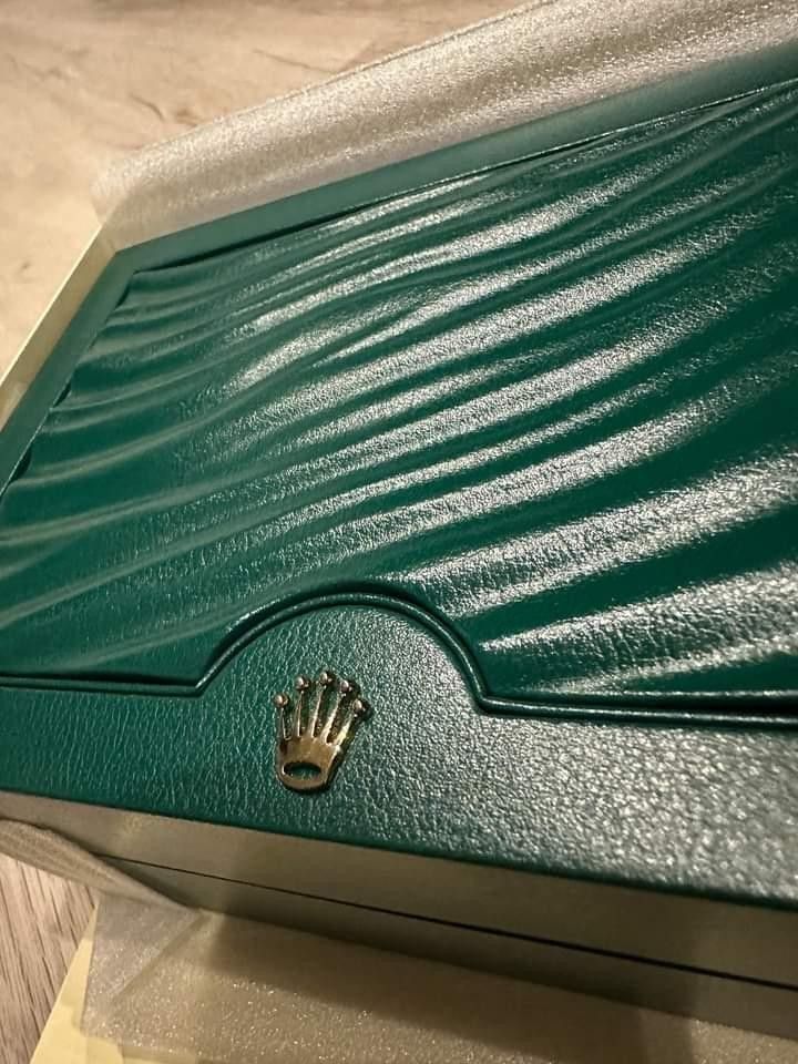 Rolex Watch Box Oyster (M) 39139.64 (New Unit), Luxury, Watches on ...