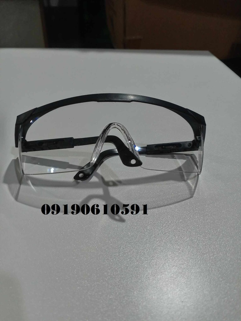 Safety Goggles Black Frame, Commercial & Industrial, Industrial ...