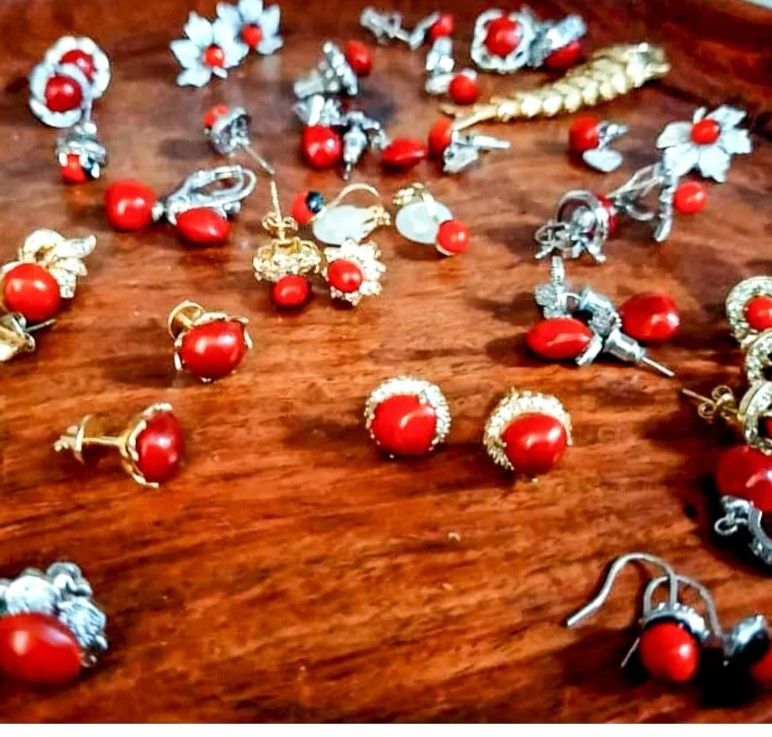 Saga Seeds / Love Seeds / Red Seeds For decor or 3D crafts , for ...