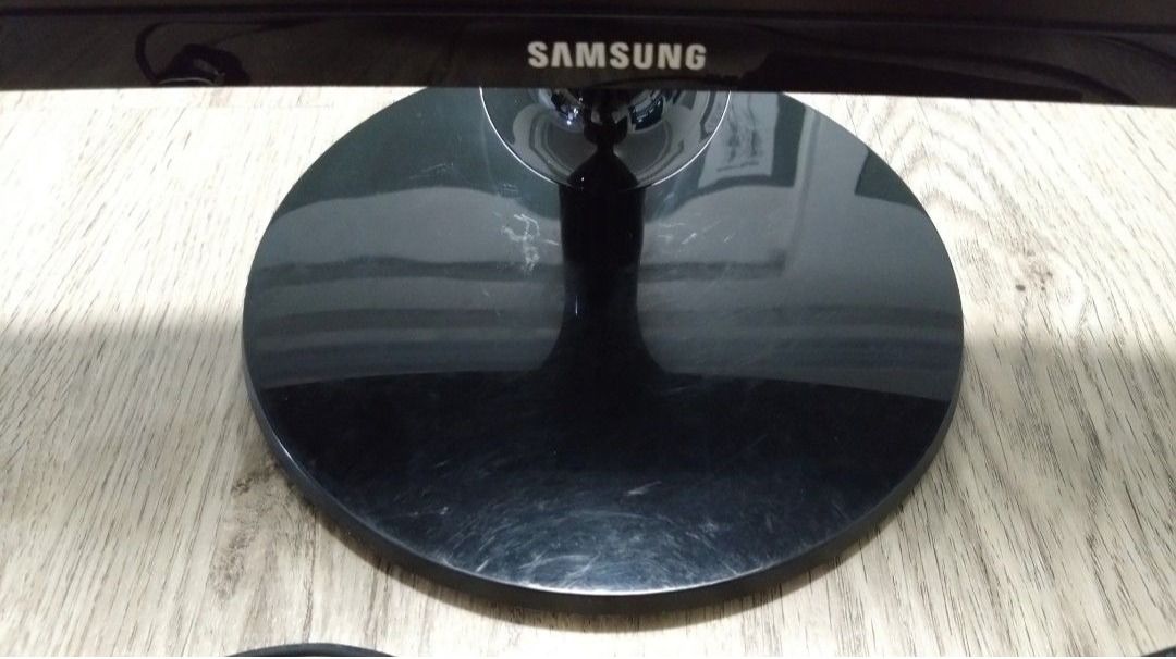 Samsung Curved Gaming Monitor (C24F390FH), Computers & Tech, Parts ...