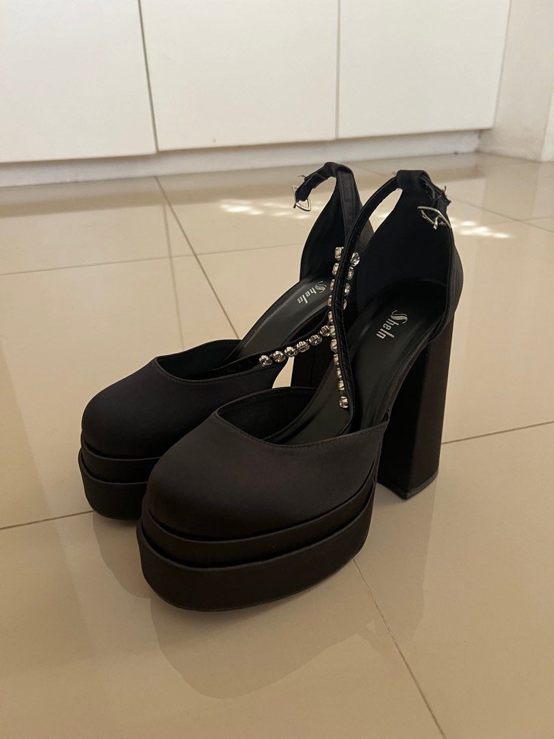 Satin double platform heel, Women's Fashion, Footwear, Heels on Carousell