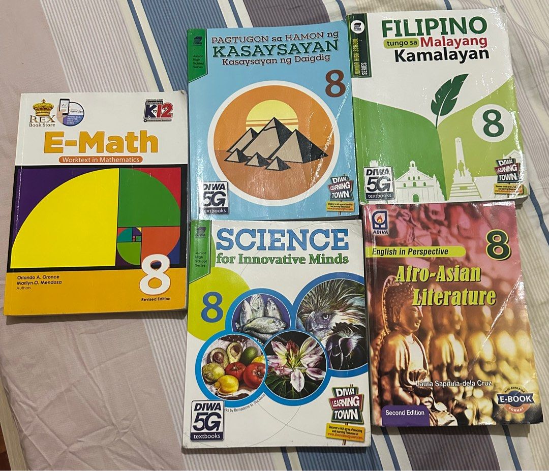 Set of Grade 8 textbooks (used but in good condition), Hobbies & Toys ...