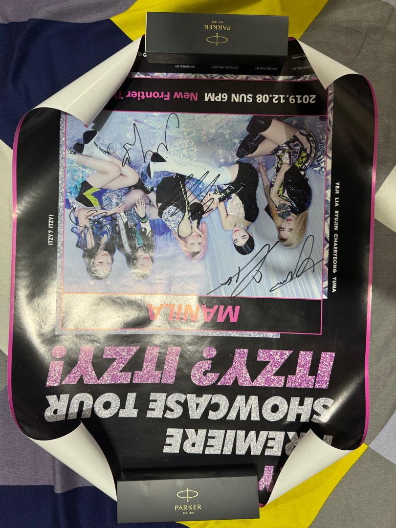 Signed Itzy showcase tour in Manila poster, Hobbies & Toys, Memorabilia ...