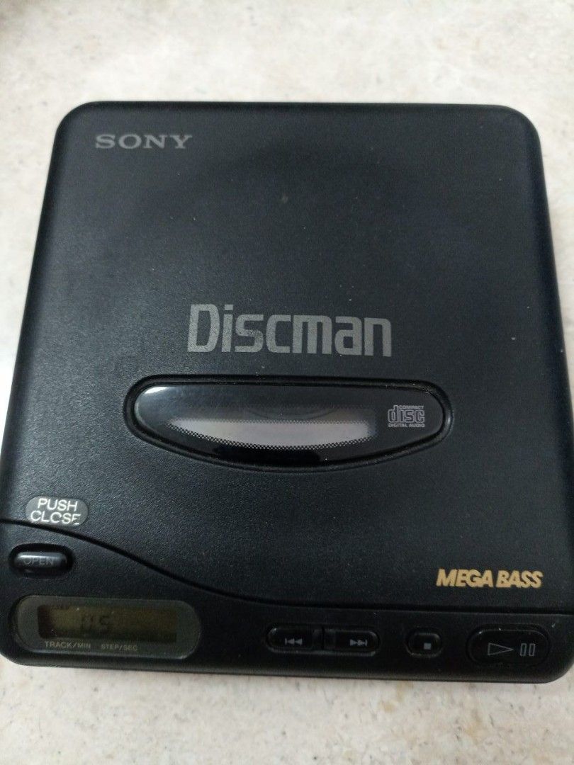 Sony Discman CD Player D-11, Audio, Portable Music Players on Carousell