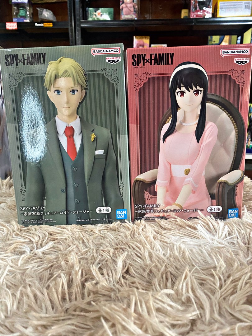 Spy Family Photo Loid & Yor Figure, Hobbies & Toys, Toys & Games on ...