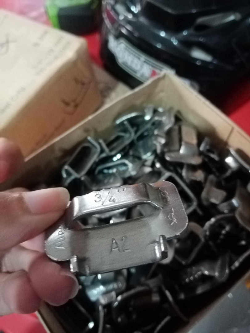 Stainless Banding Buckle, Commercial & Industrial, Industrial Equipment on Carousell