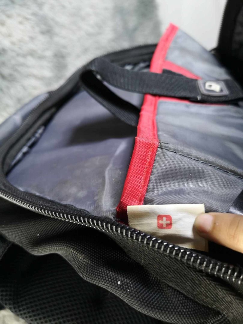 Swiss Gear Airflow Backpack, Men's Fashion, Bags, Backpacks on Carousell