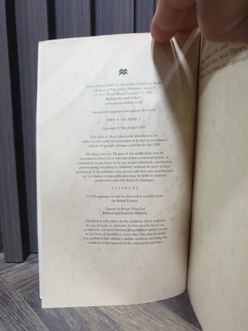 The Princess Diaries book, Hobbies & Toys, Books & Magazines, Children ...