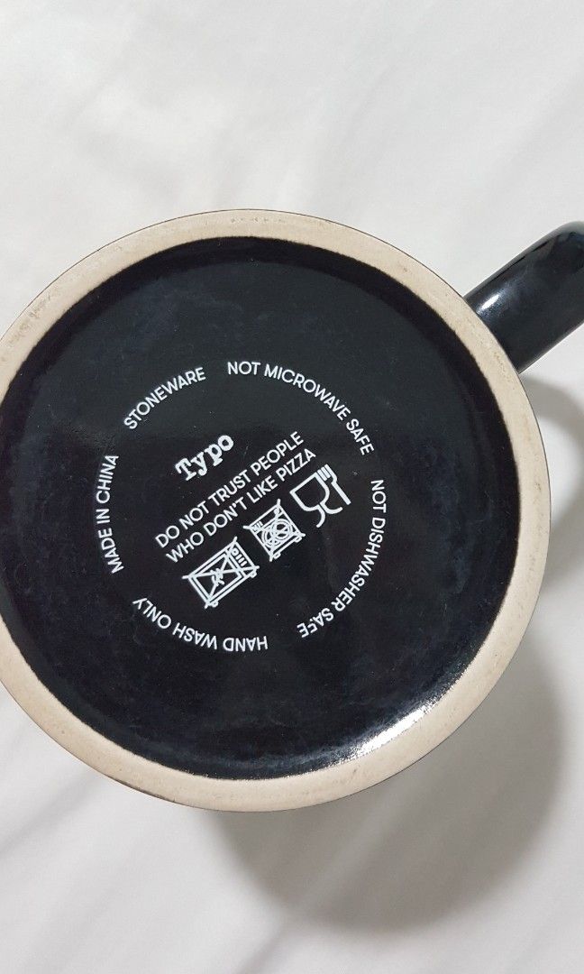 TYPO mug in black and gold mother in different languages, Furniture ...