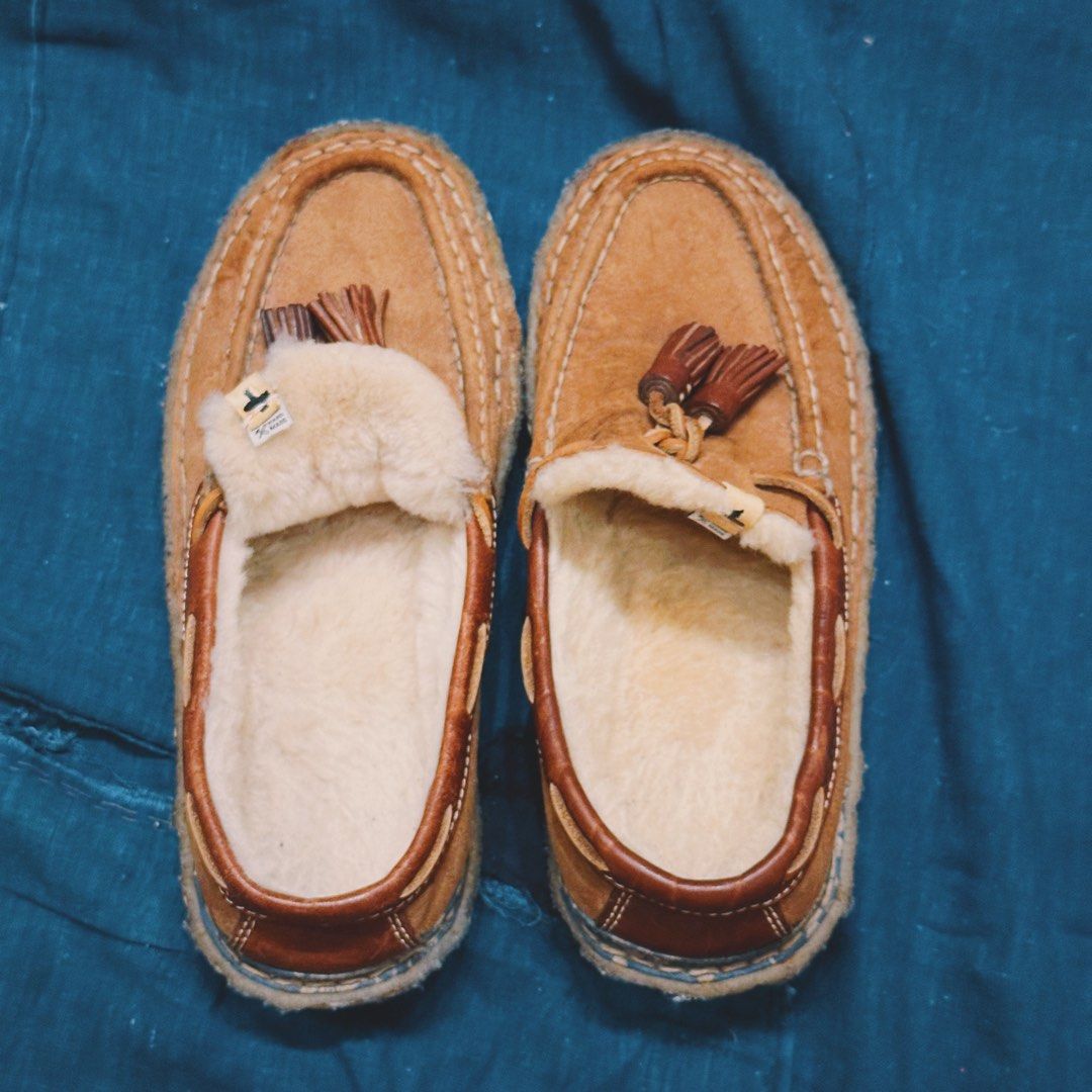 Visvim island lake slippers, Men's Fashion, Footwear, Flipflops and ...