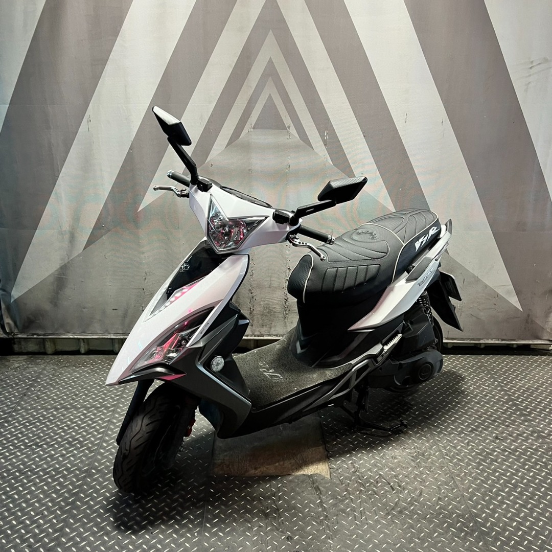 【寄售車】【0元交車】2021年 KYMCO 光陽 VJR 125 VJR125 機車 雙碟, 機車, 新古保固在旋轉拍賣