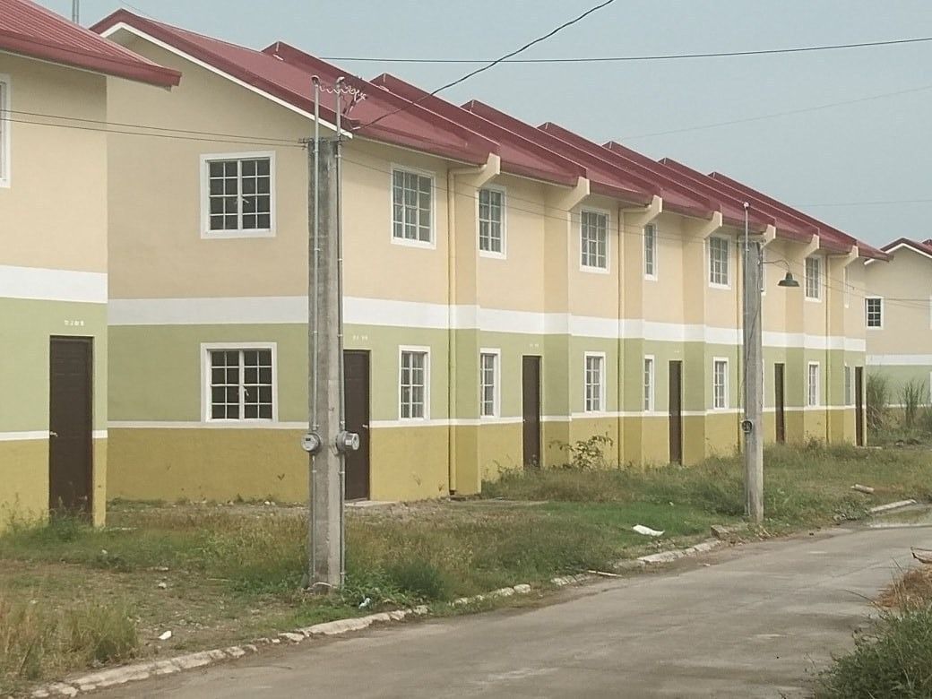 Affordable Townhouse at Pandi Bulacan - Silvana Heights , Property, For ...
