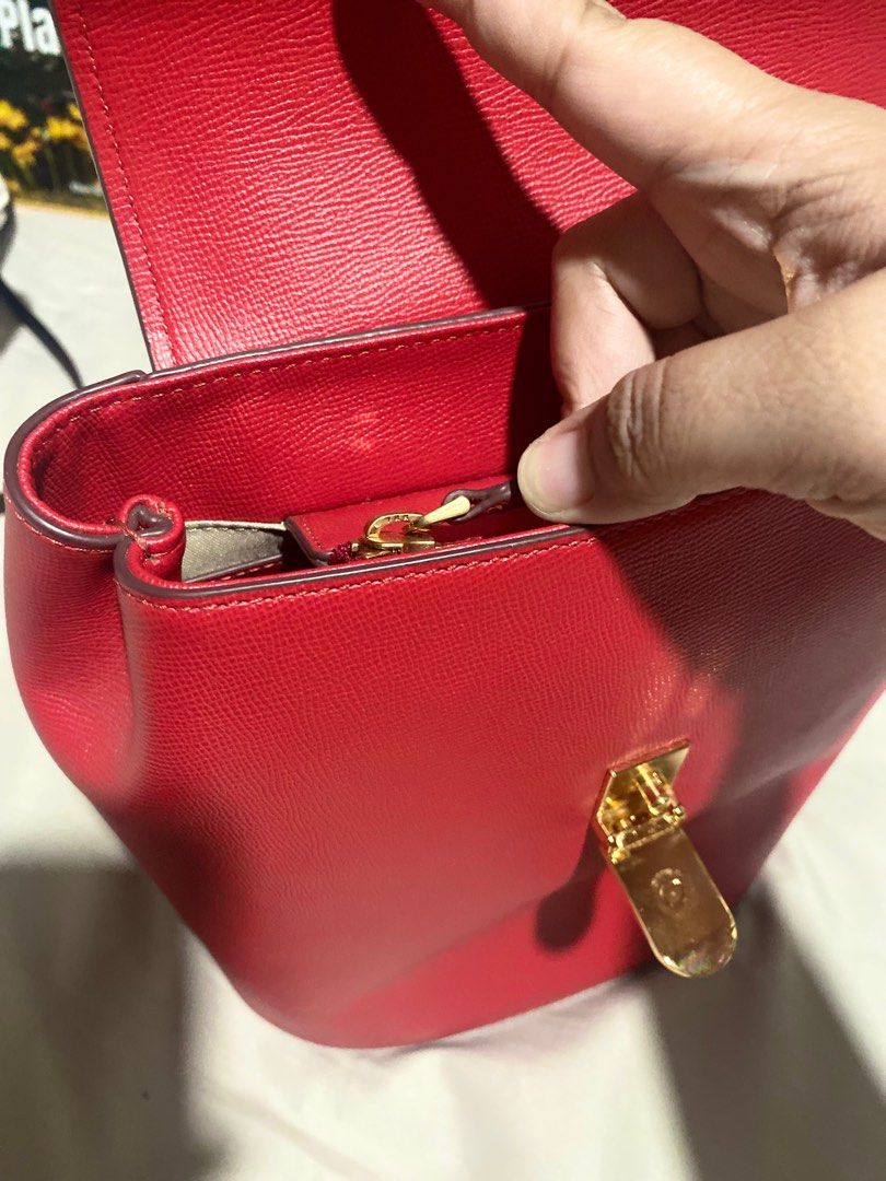 Beanpole backpack, Women's Fashion, Bags & Wallets, Backpacks on Carousell