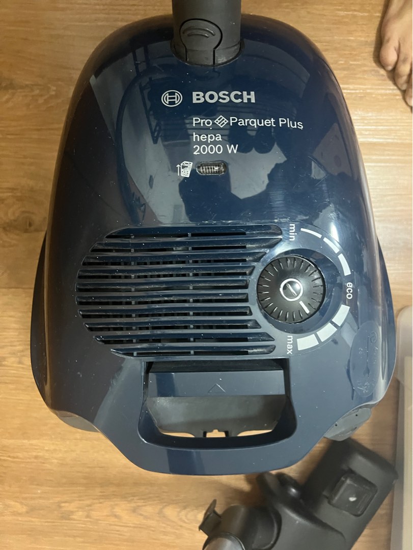 Bosch Pro Parque Plus 2000w vacuum cleaner, TV & Home Appliances ...