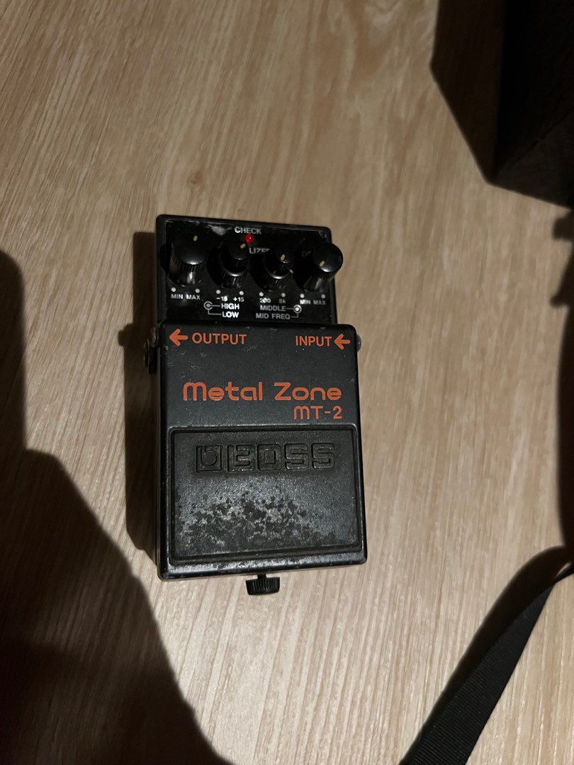 Boss Metal Zone Pedal, Hobbies & Toys, Music & Media, Music Accessories ...