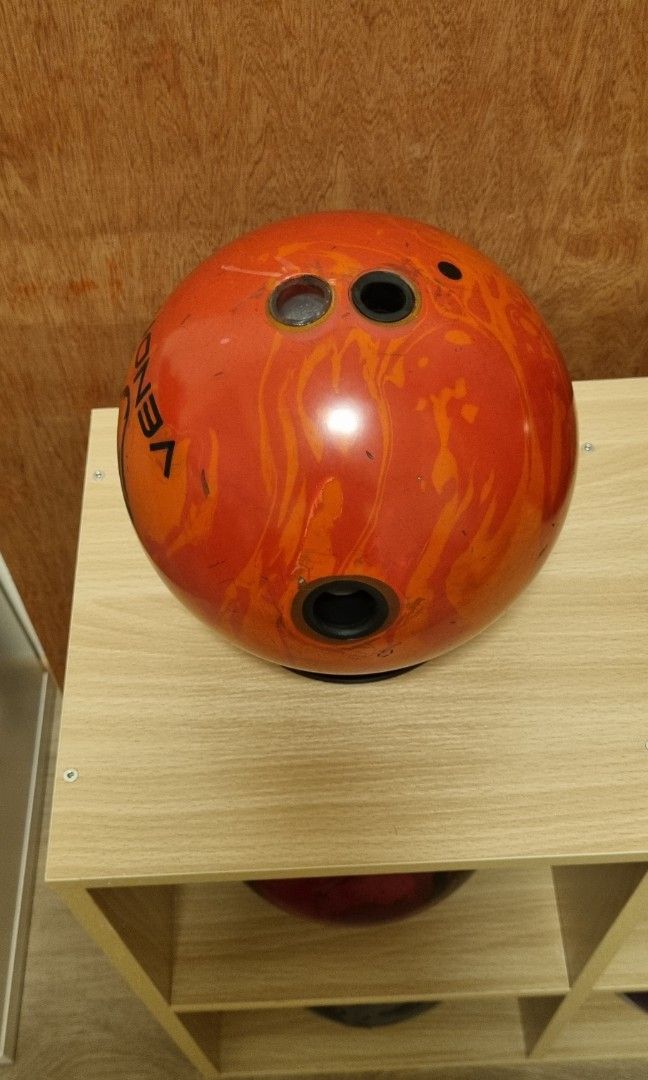 Bowling Balls for sale, Sports Equipment, Sports & Games, Billiards ...
