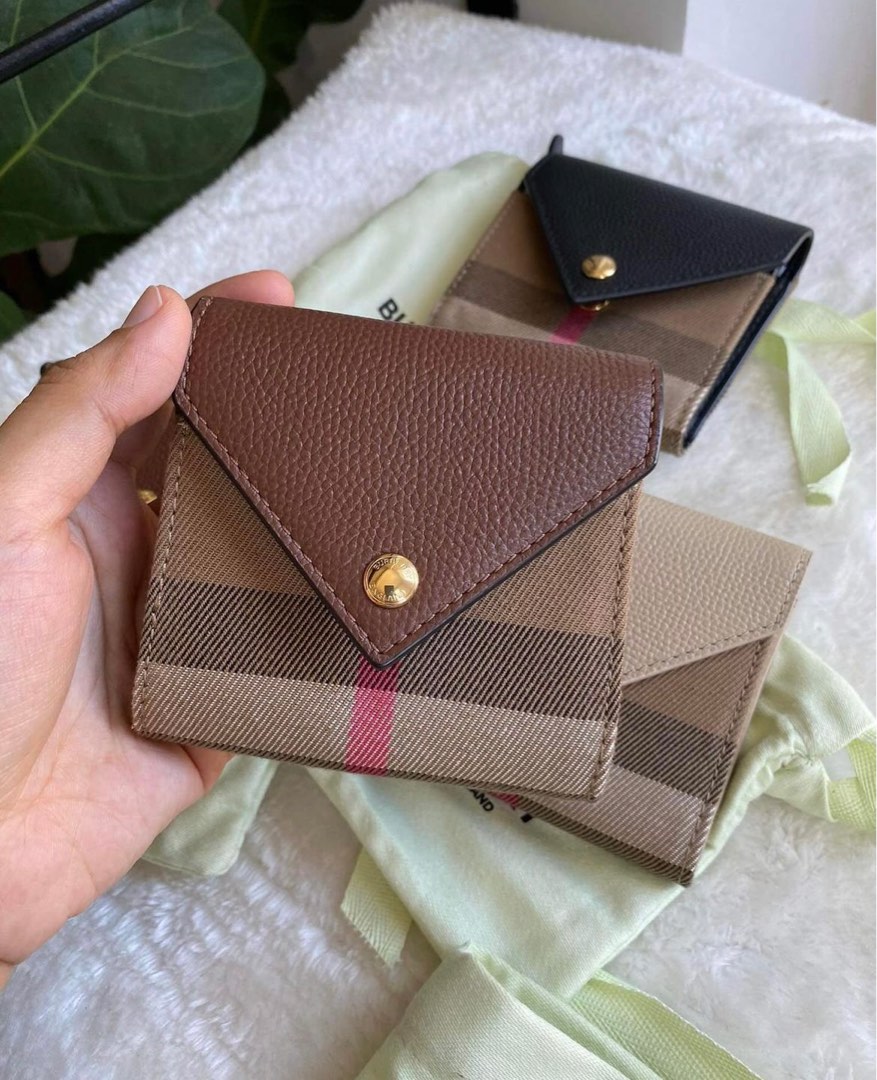 Burberry trifold wallet, Luxury, Bags & Wallets on Carousell