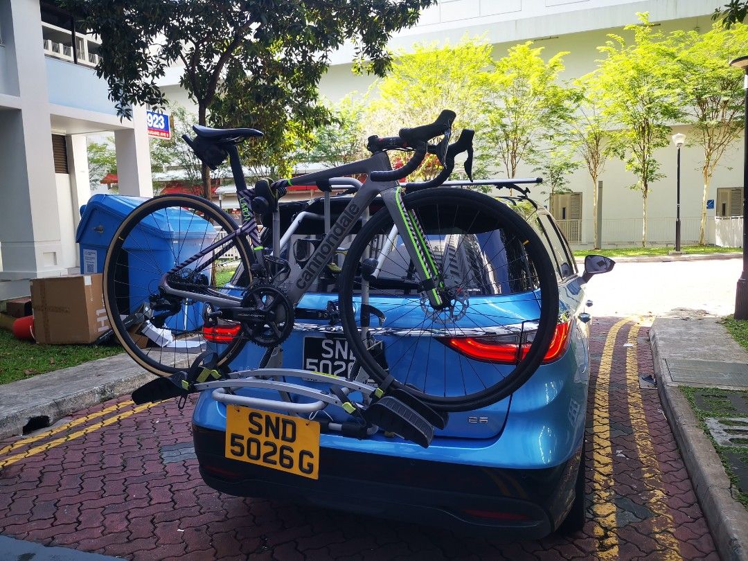 Buzz Rack 2 bikes platform truck rack, Sports Equipment, Bicycles ...