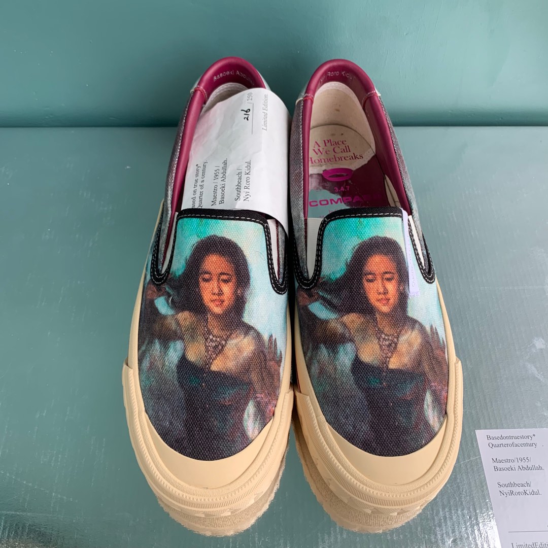 Compass maestro x unkl slipon nyiroro kidul, Fesyen Pria, Sepatu ...