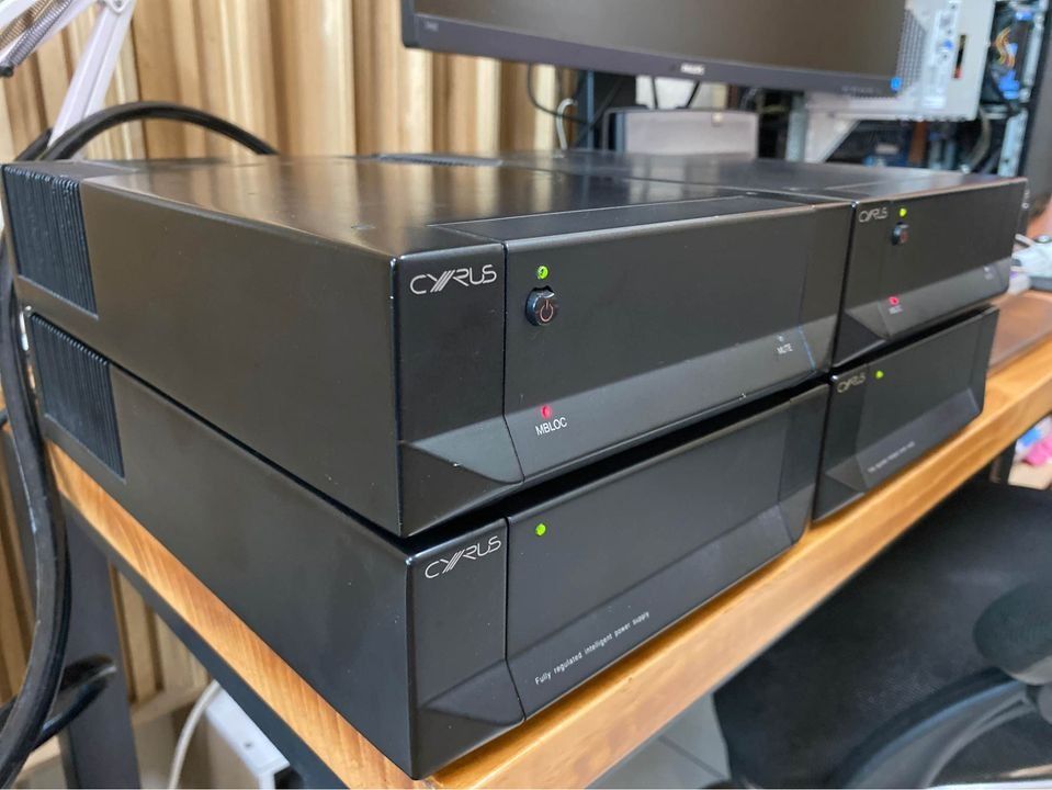 Cyrus POWER MBLOC w/ XLR MONOBLOCK Power Amplifier + PSX-R Power Supply ...