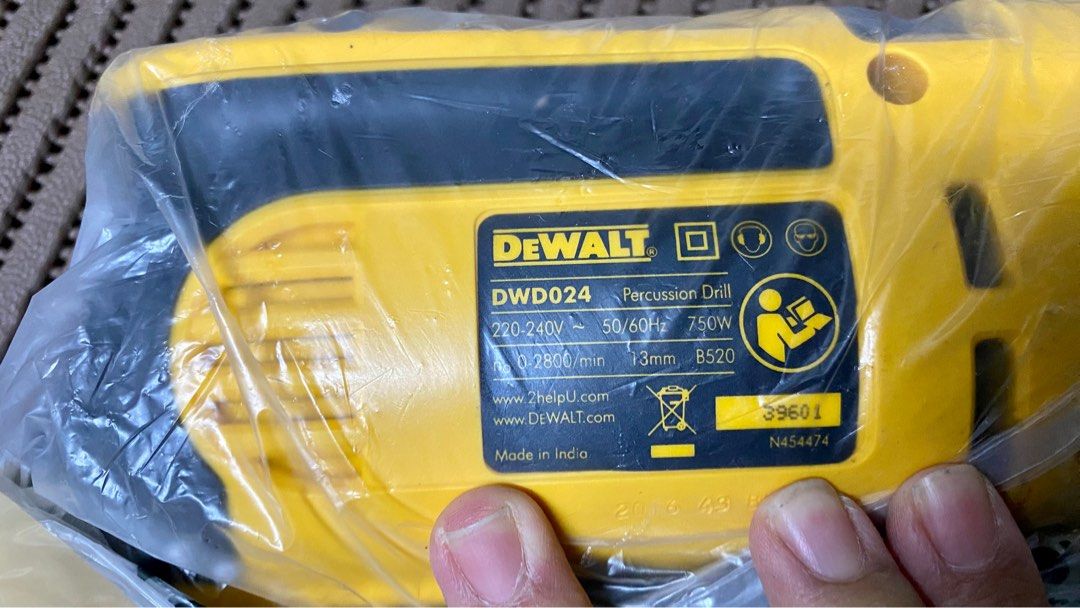 DEWALT dwd024 Percussion Drill 750w, Commercial & Industrial ...
