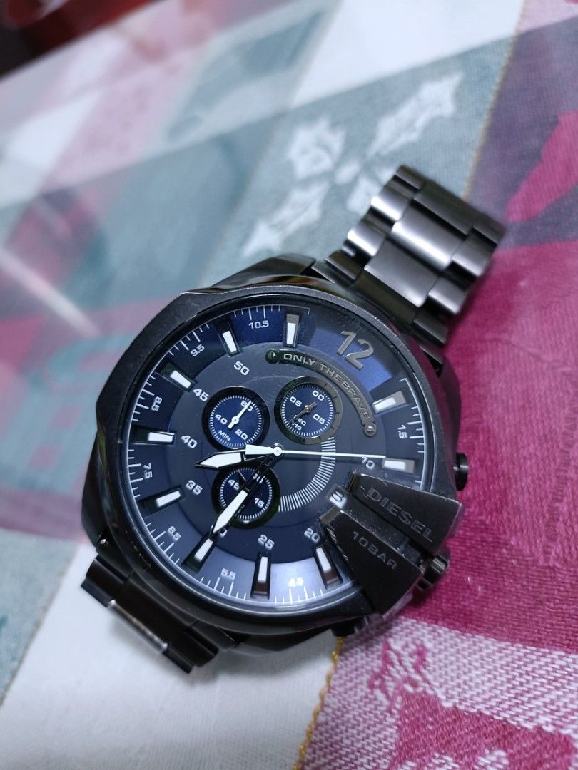 Diesel Dz4329 Mega Watch oversized, Men's Fashion, Watches ...