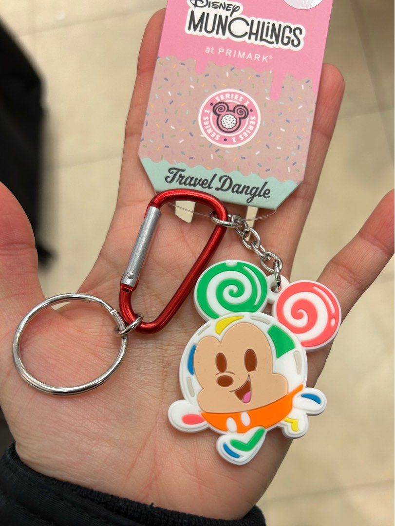 Disney Munchlings Keychain Mickey Stitch Eeyore Donald Marie Cheshire ...