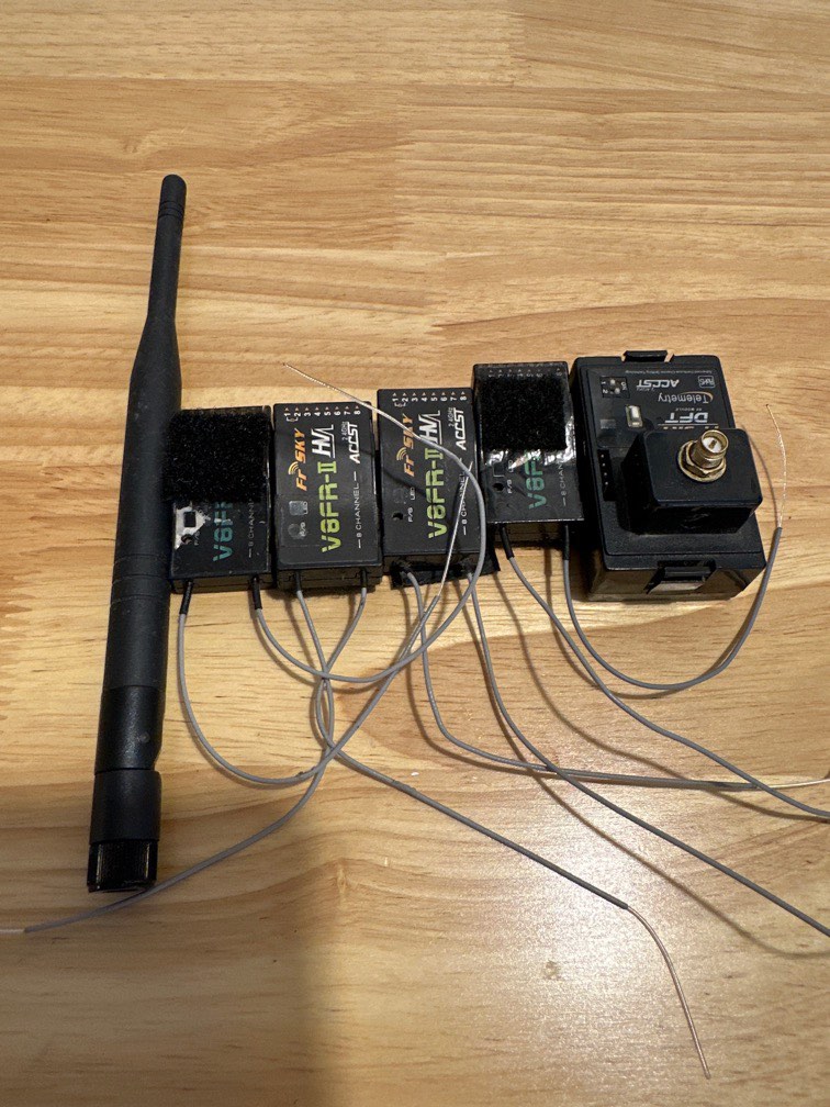 Flysky 8 channel receiver with pairing module, Hobbies & Toys, Toys ...