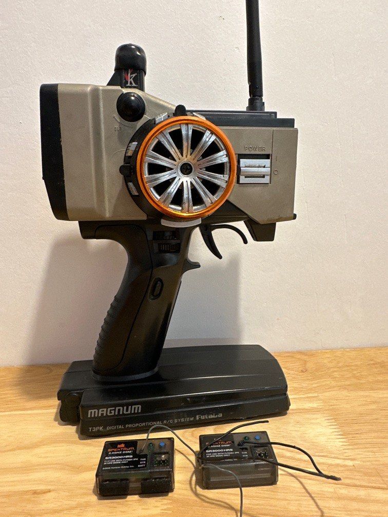 Futaba 3PK radio with Spektrum module & 2 original tx, Hobbies & Toys ...