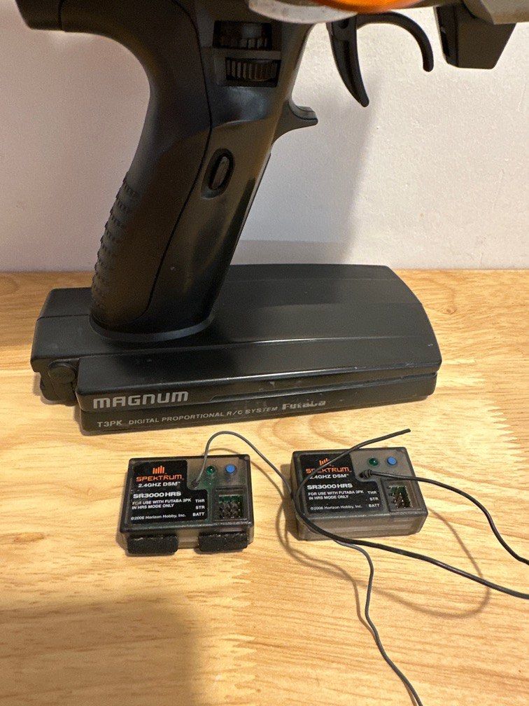Futaba 3PK radio with Spektrum module & 2 original tx, Hobbies & Toys ...