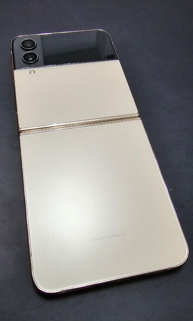 Galaxy Z Flip 4 Pink Gold 256GB, Mobile Phones & Gadgets, Mobile Phones ...