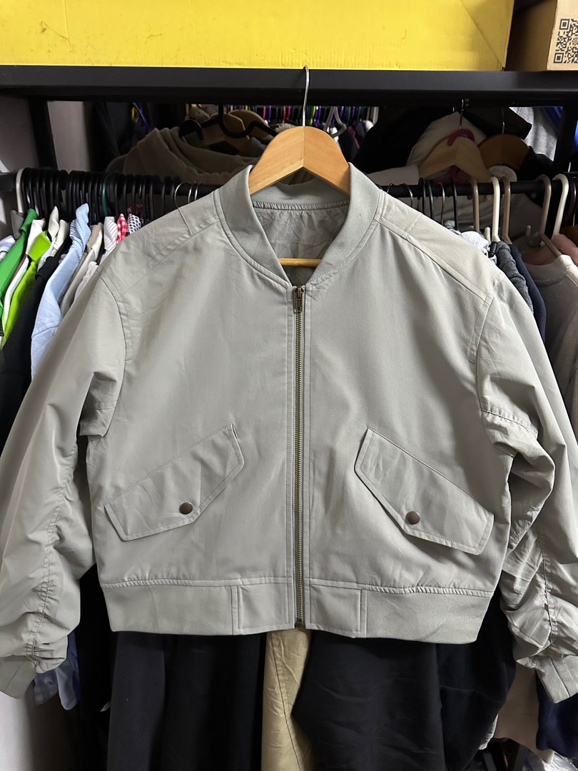 GU Bomber Jacket Pit 21, Women's Fashion, Coats, Jackets and Outerwear ...