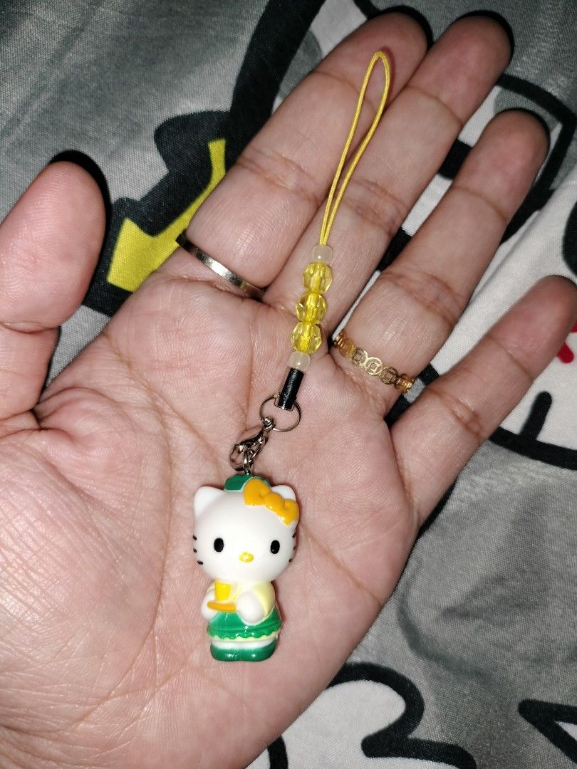 Hello Kitty Phone Charm 2, Hobbies & Toys, Toys & Games on Carousell