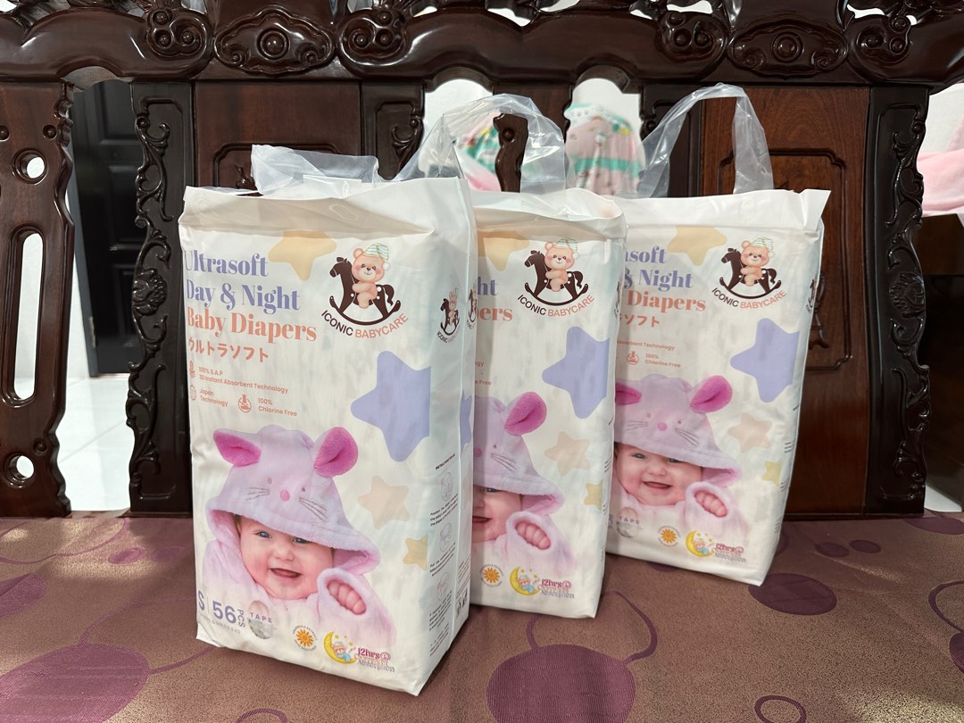 Iconic Diaper S Size, Babies & Kids, Bathing & Changing, Diapers & Baby ...