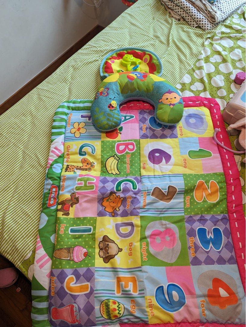 Infant play mat with neck support for lying down infants, Babies & Kids ...